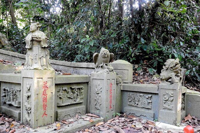 Whispers of the Cemetery Nature Walk - Practical Tips for Participants