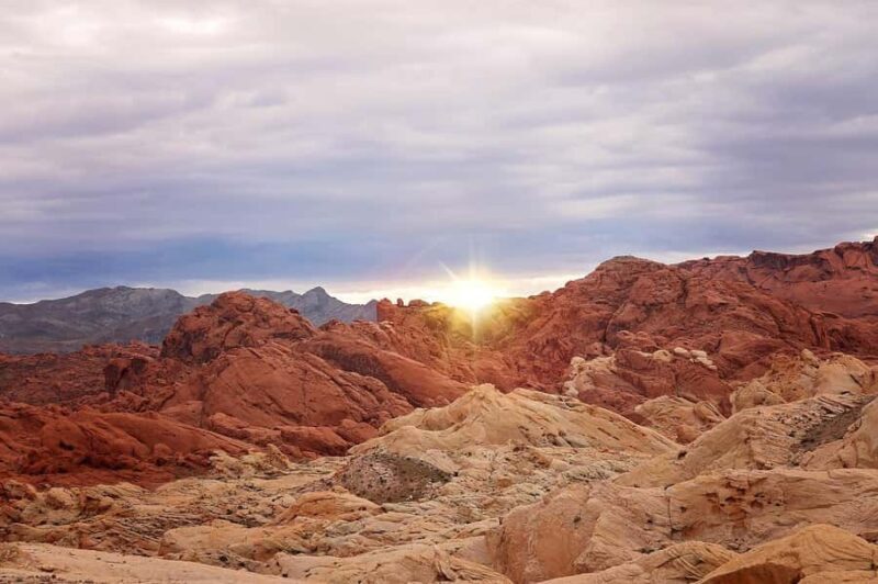 Whispers of the Desert: Sunset Journey Through the Valley of Fire - An In-Depth Look at the Valley of Fire Sunset Tour