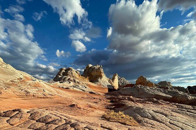 White Pocket Adventure - Introduction: Discovering White Pocket’s Hidden Beauty