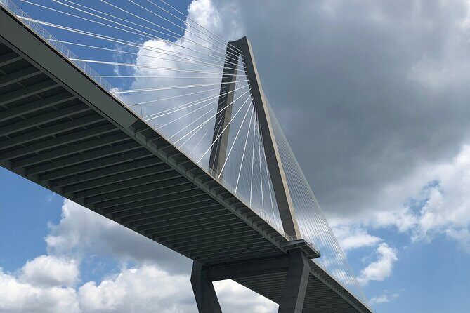 White point Battery and River Run through Charleston Harbor Boat - FAQs