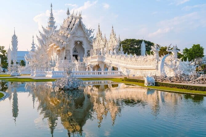 White Temple, Blue Temple, Black House 1-Day Trip from Chiang Mai - Exploring Chiang Rai in a Day: The Black House, White Temple, and Blue Temple Tour