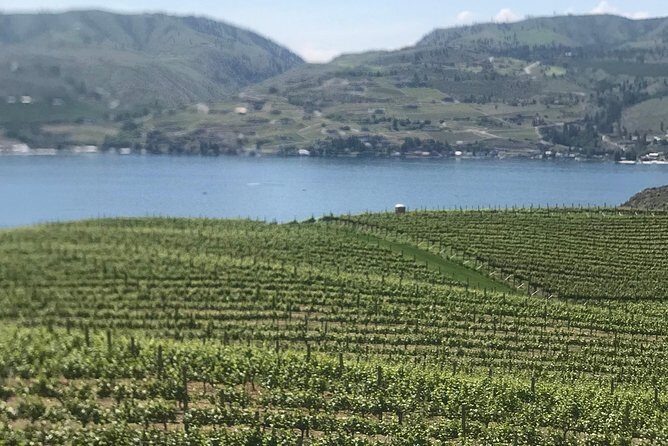 Whitewater and Wine: Wenatchee River Whitewater Rafting and Winery Tour - Detailed Breakdown of the Itinerary