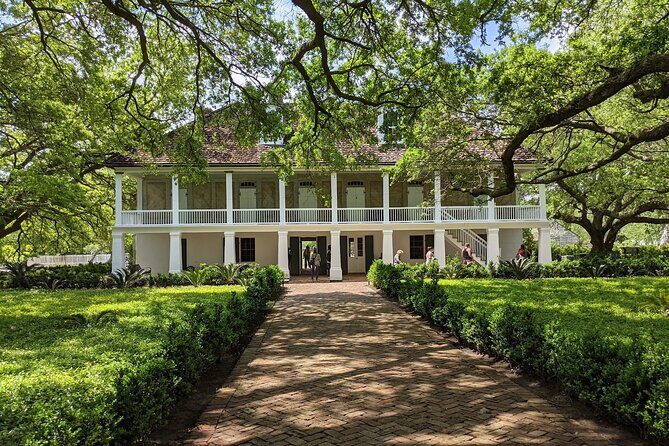Whitney Plantation and Museum Tour from New Orleans - Transportation and Group Size: Why It Matters
