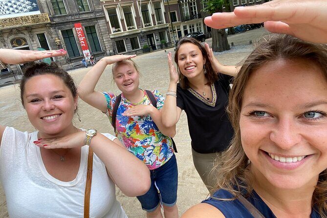 Whodunnit - Interactive city walk in Düsseldorf - Itinerary and Highlights