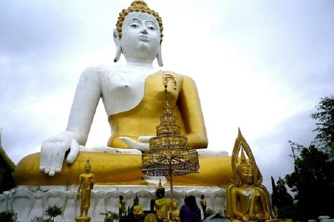 Wiang Kum Kam and Wat Phra That Doi Suthep Private Tour - An Overview of the Experience