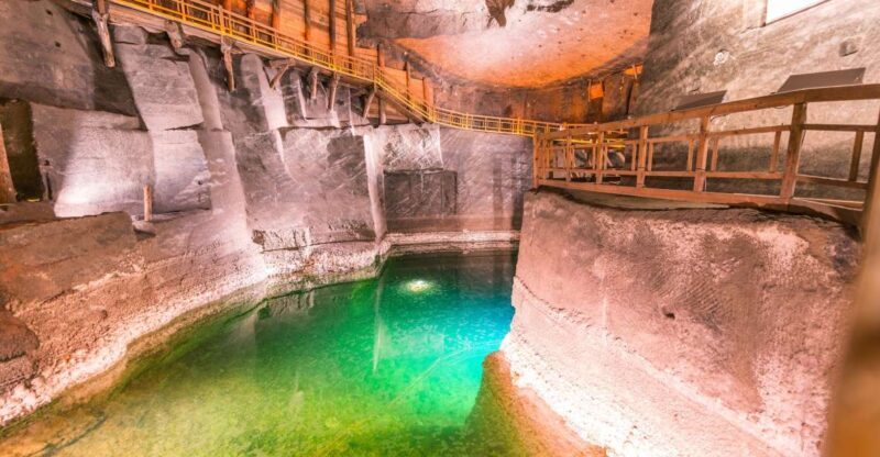 Wieliczka Salt Mine: Fast-Track Ticket and Guided Tour - The Itinerary: What to Expect on the Tour
