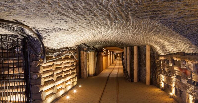 Wieliczka Salt Mine: Guided Tour Fast-Track Ticket - Analyzing the Experience: Whats Included and What’s Not