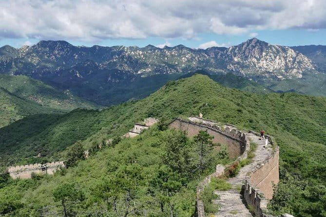 Wild Huanghuacheng Great Wall Private Half Day Tour - An Authentic Journey on the Wild Huanghuacheng Great Wall