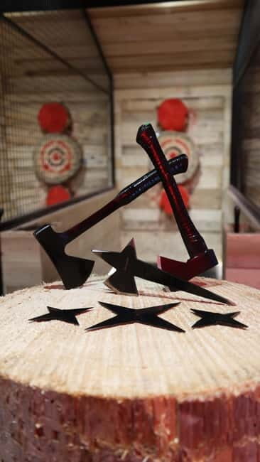 Wildness: Axe throwing in Paris 13 - The Experience in Detail: What You Will Love and What to Keep in Mind