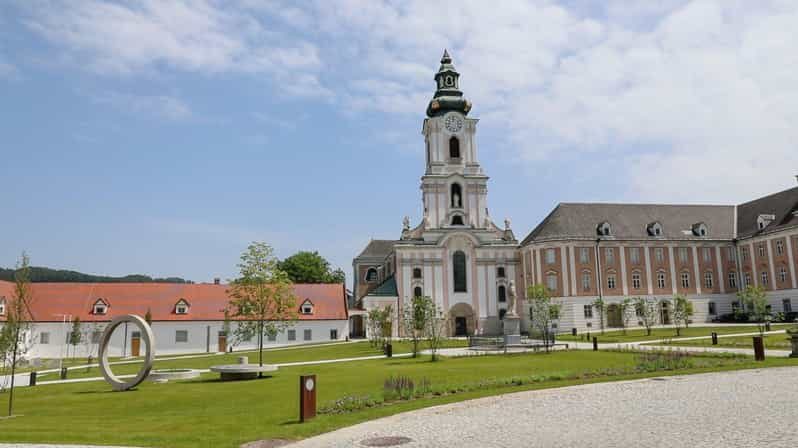Wilhering Abbey: Discover 875 years of history! - An In-Depth Look at Wilhering Abbey