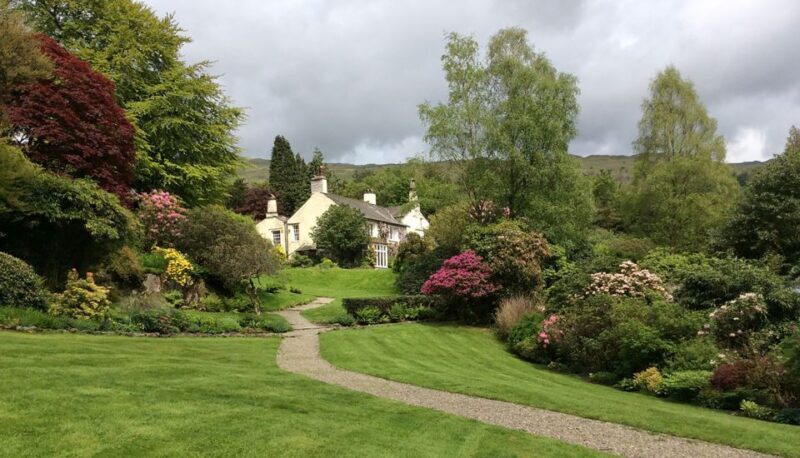William Wordsworth and Dove Cottage Half-Day Tour - Visiting Grasmere and the Wordsworth Graves