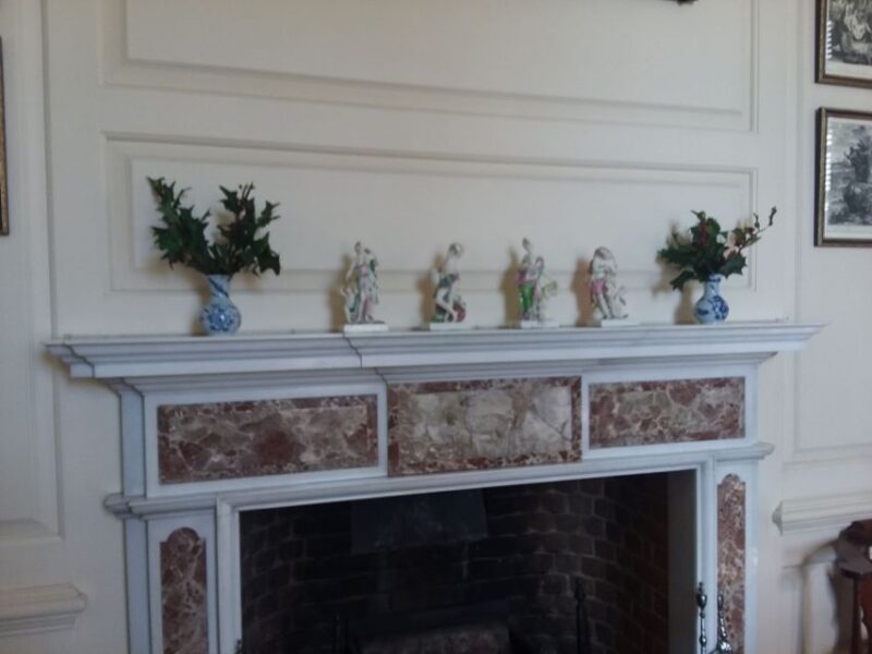 Williamsburg: Christmastime in Virginia Walking Tour - What to Expect on the Tour