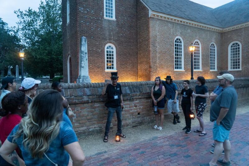 Williamsburg: Secrets of Williamsburg Walking Tour - Accessibility, Logistics, and Practical Tips