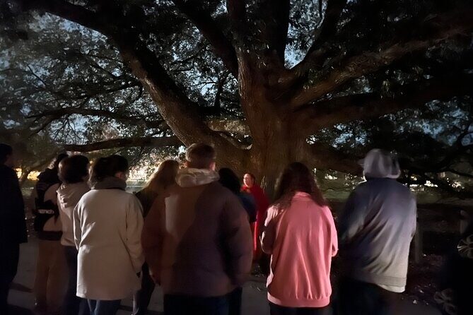 Williamsburgs Spirits of Christmas Past - The Itinerary: What You’ll Encounter