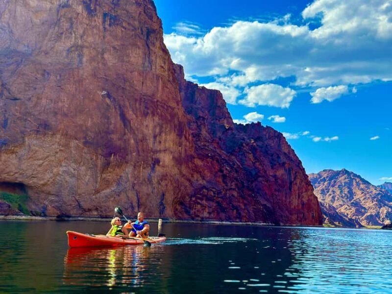 Willow Beach: 5 Coves & 2 Caves Emerald Cave Kayaking Tour - Who Should Consider This Tour?