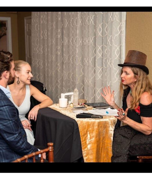 Wilmington, NC: A Tarot Reading Experience - Key Points