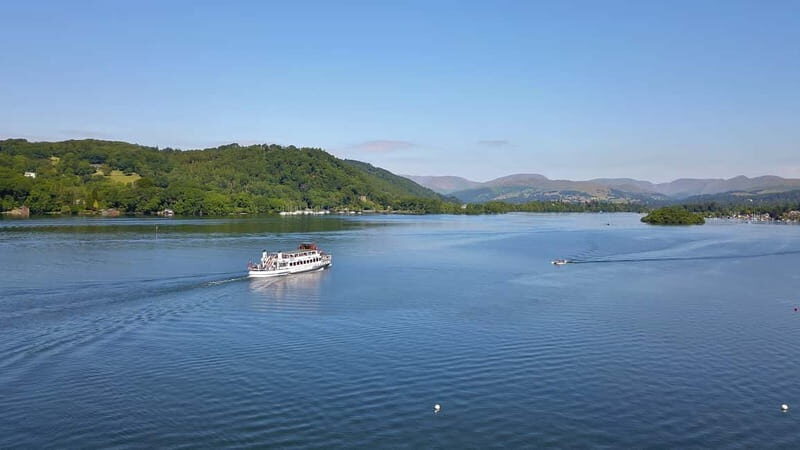 Windermere Yellow Cruise: Sail between Bowness and Lakeside - An Authentic Lake District Experience
