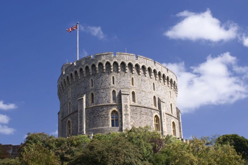 Windsor Castle and Buckingham Palace Full-Day Tour - Key Points