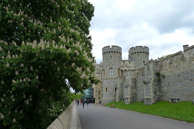 Windsor Castle & Hampton Court Palace, Private Tour Including entry pass - Final Thoughts: Who Should Consider This Tour?