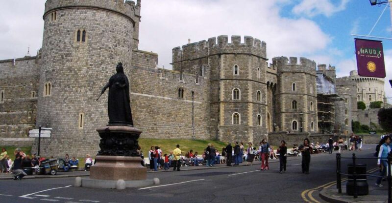 Windsor Castle Hampton Court palace Private Tour with Ticket - Authentic Impressions & Reviews