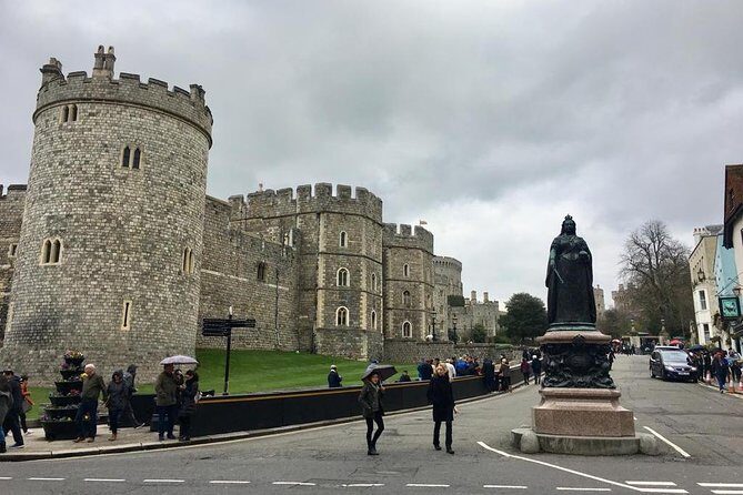 Windsor Castle private vehicle service from London with Admission tickets - Who Would Enjoy This Tour?