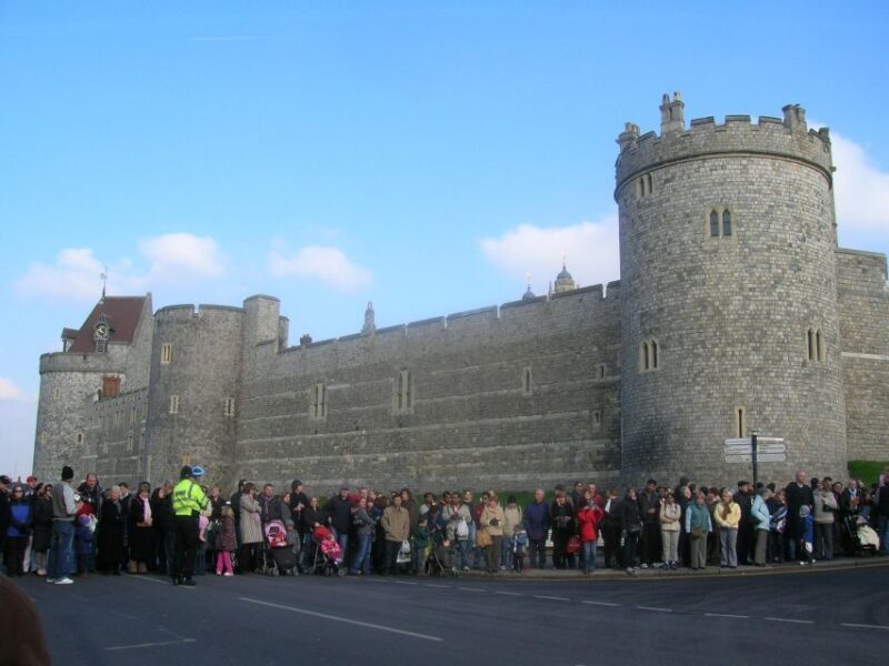 Windsor Oxford Cotswold Private Tour including Admissions - Key Points