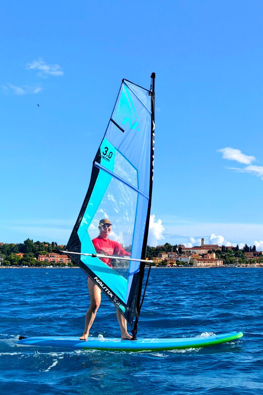 Windsurf and windsurf lesson - Duration, Group Size, and Practical Considerations
