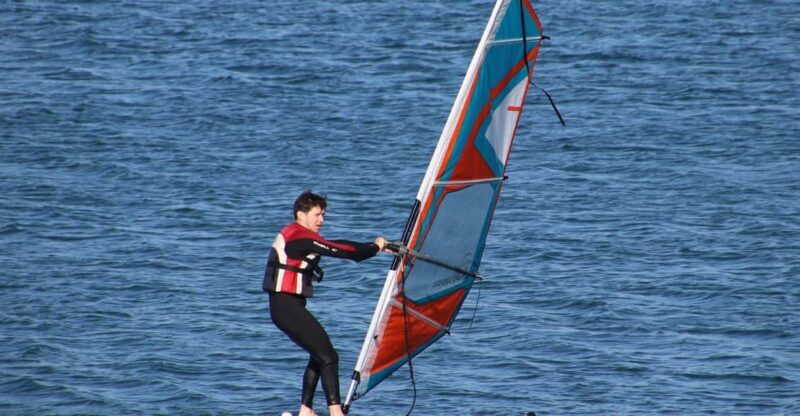 Windsurf class on Valencia beach - Key Points