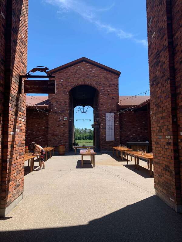 Wine & Cheese Afternoon Wine Tours in NOTL - The Value for the Price
