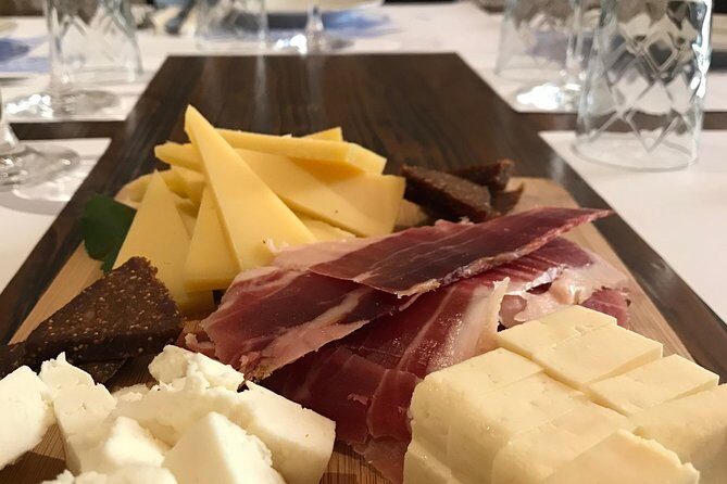 Wine Lovers tour from Hvar - Transportation and Practical Details
