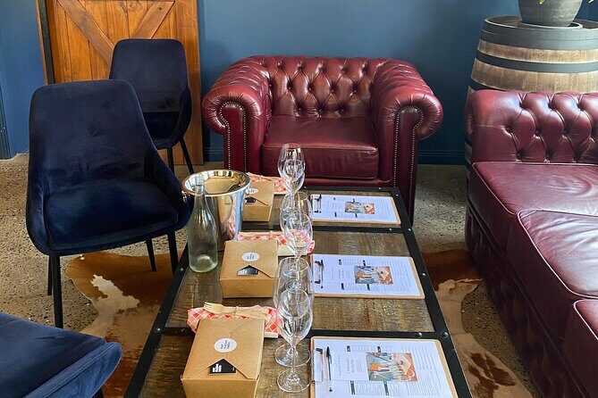 Wine Tasting and Antipasto Picnic Box - Key Points