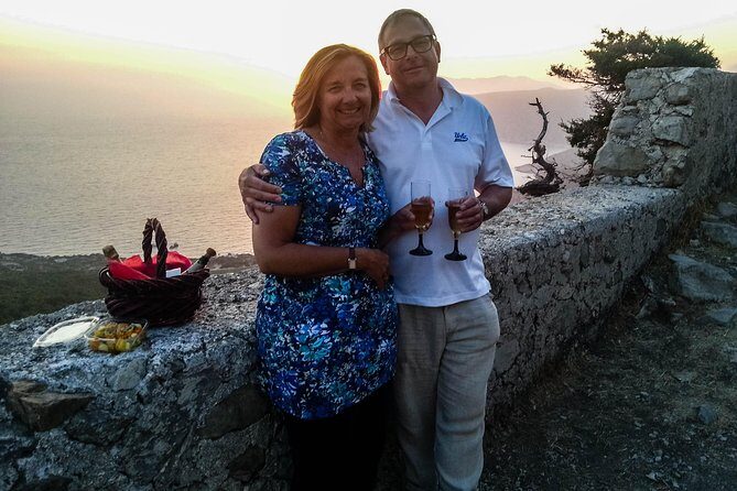 Wine Tasting and Romantic sunset in Monolithos - Who Will Love This Tour?