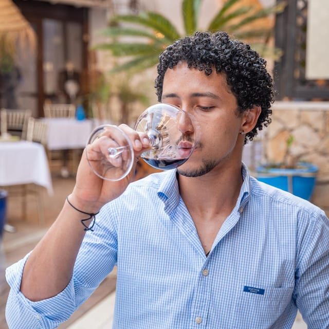 WINE TASTING & TAPAS IN THE HEART OF FARO - A Deep Dive into the Faro Wine & Tapas Tour