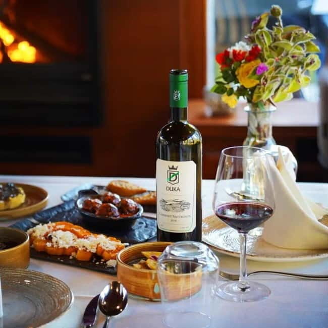 Wine tasting tour, Optional wine yard tour and kayak rides - Practical Details and Value