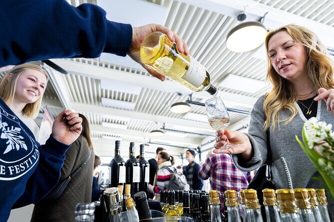 Wine Tour Wolfville Wine Tours in Nova Scotia- 6 Hours - Introduction
