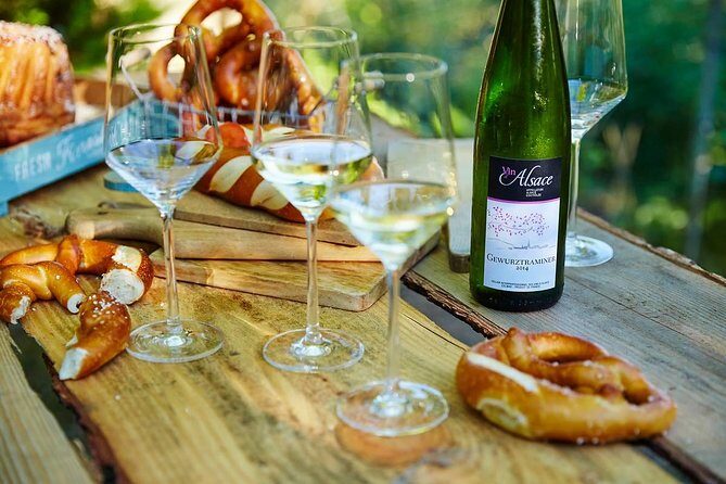 Winemaker's aperitif with Wine Tour and Wine Tasting - Key Points