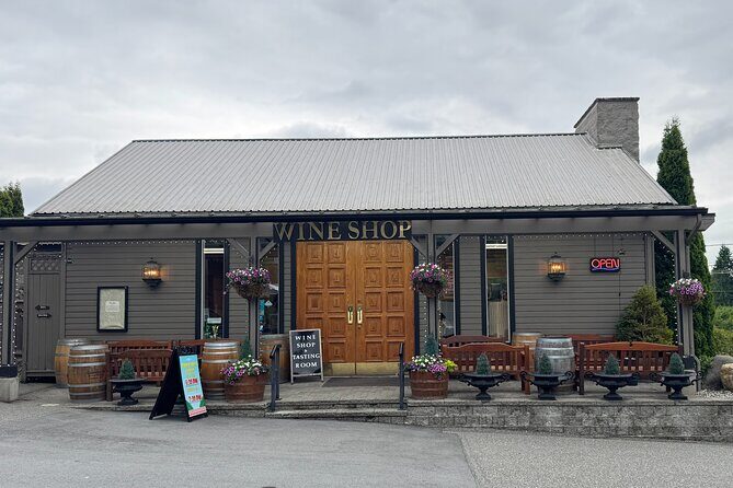 Winery Tasting at Boutique Vineyards - A Relaxing Journey into British Columbia’s Boutique Wineries