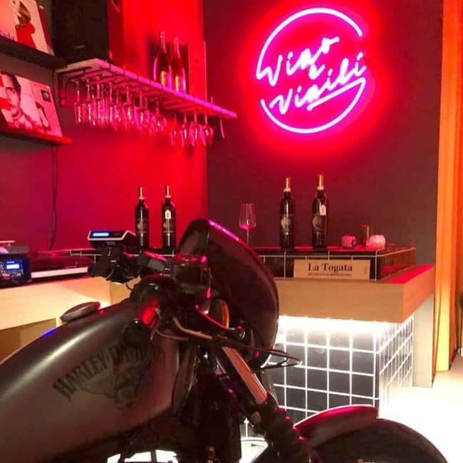 Wines and Vinyls - Wine tasting and music on vinyl in Rome Center - FAQs