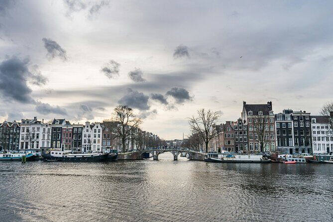 Winter Canal Cruise in Amsterdam - Who Will Love This Experience?