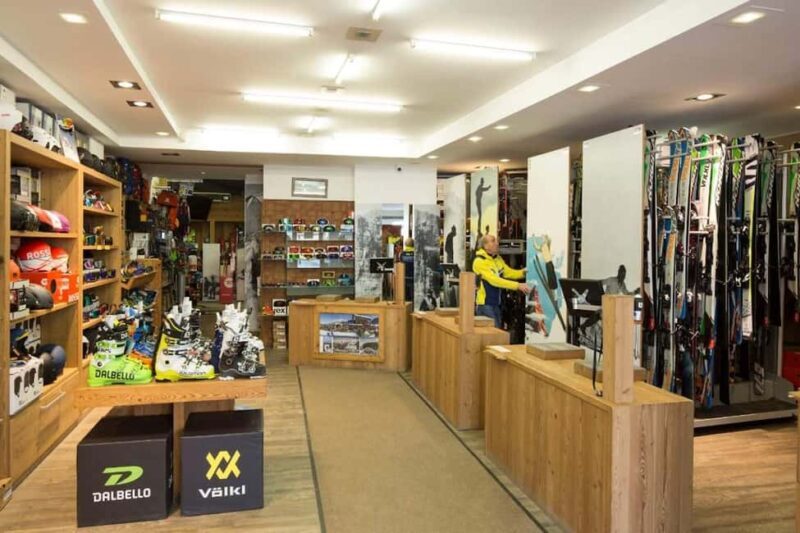Winter Equipment Rental - Maison Clataud Sestriere - Why Choose Maison Clataud in Sestriere?
