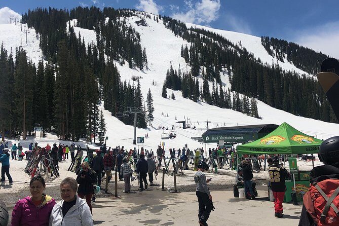 Winter fun-Private transportation to Ski, snowmobiling, and dog sledding areas. - An In-Depth Look at the Winter Fun Tour from Denver