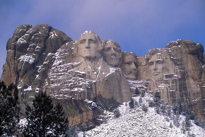 Winter Yellowstone, Grand Teton, and Mount Rushmore 7-day Tour - What Sets This Tour Apart?