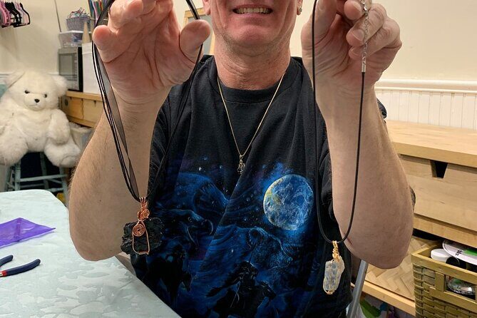 Wire Wrapping Raw Gemstones Class - The Experience in Practice