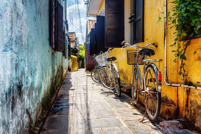Withlocal Cycle Hidden Old Bangkok and Food Tour (Half Day) - Food Sampling: A True Taste of Bangkok