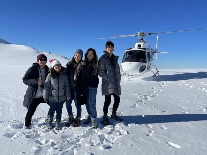 Wnaka: Mt Aspiring Explorer Scenic Flight with 2 Landings - Key Points