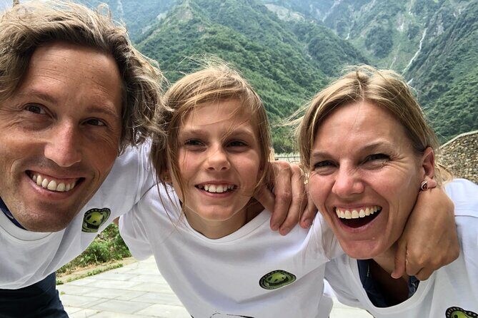 Wolong Panda Base Private Day Tour Optional Volunteering - Price and Value Considerations