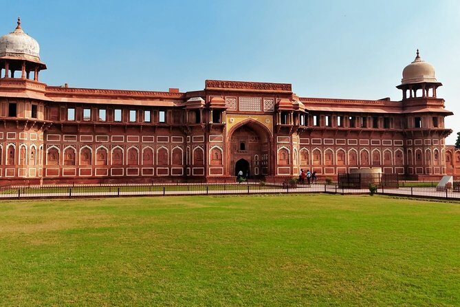 Woman's Special: Overnight Taj Mahal Tour With Female Companion From Delhi - Final Thoughts