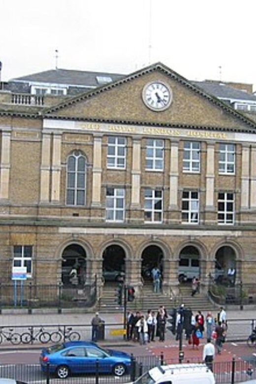 Women in London: Whitechapel Walk by Sams Walk - Breaking Down the Itinerary