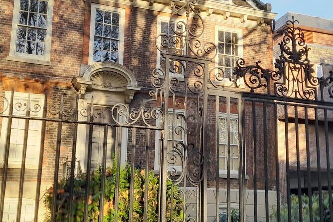 Women of Whitechapel 2 hour Walking Tour - Introduction: What to Expect from the Women of Whitechapel Tour