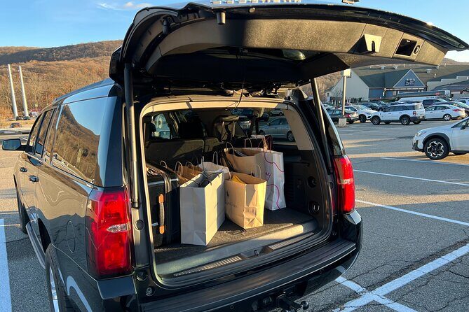Woodbury Common Premium Outlet Shopping Private Day Trip by SUV from NYC - Quality of Service and Reviews
